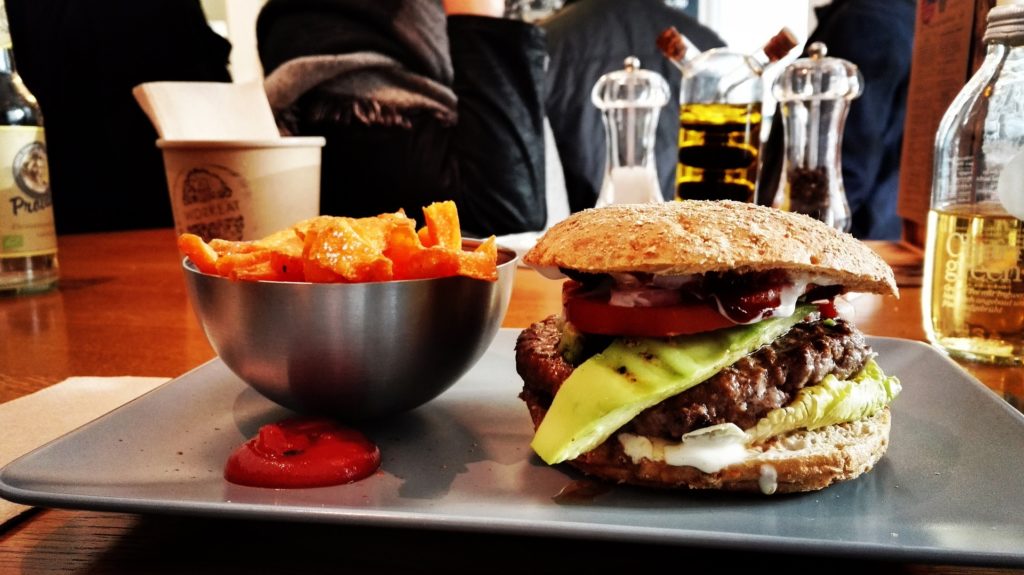 How to Start a Fast Food Restaurant: A Comprehensive Guide - Restaurant ...